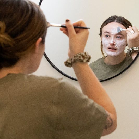 Clay Face Mask for Detoxifying + Exfoliating | Kaolin Clay – Simple Body